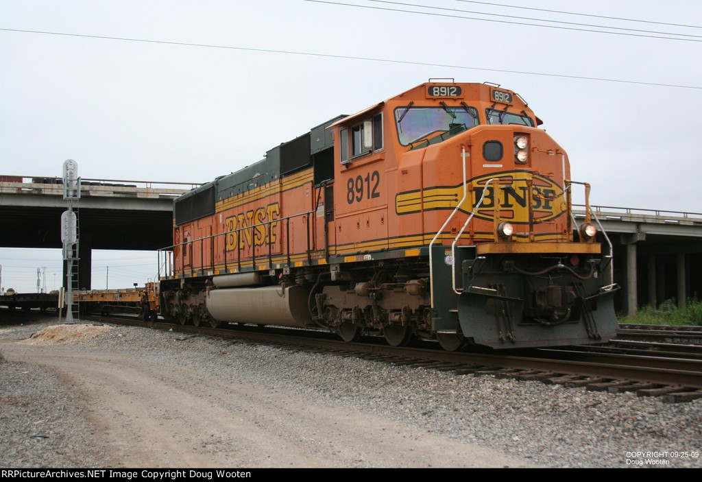 BNSF 8912